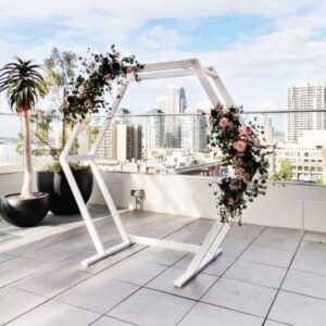 Arches For Weddings For Rent 2022 | Cheap Wedding Arch Rental Prices